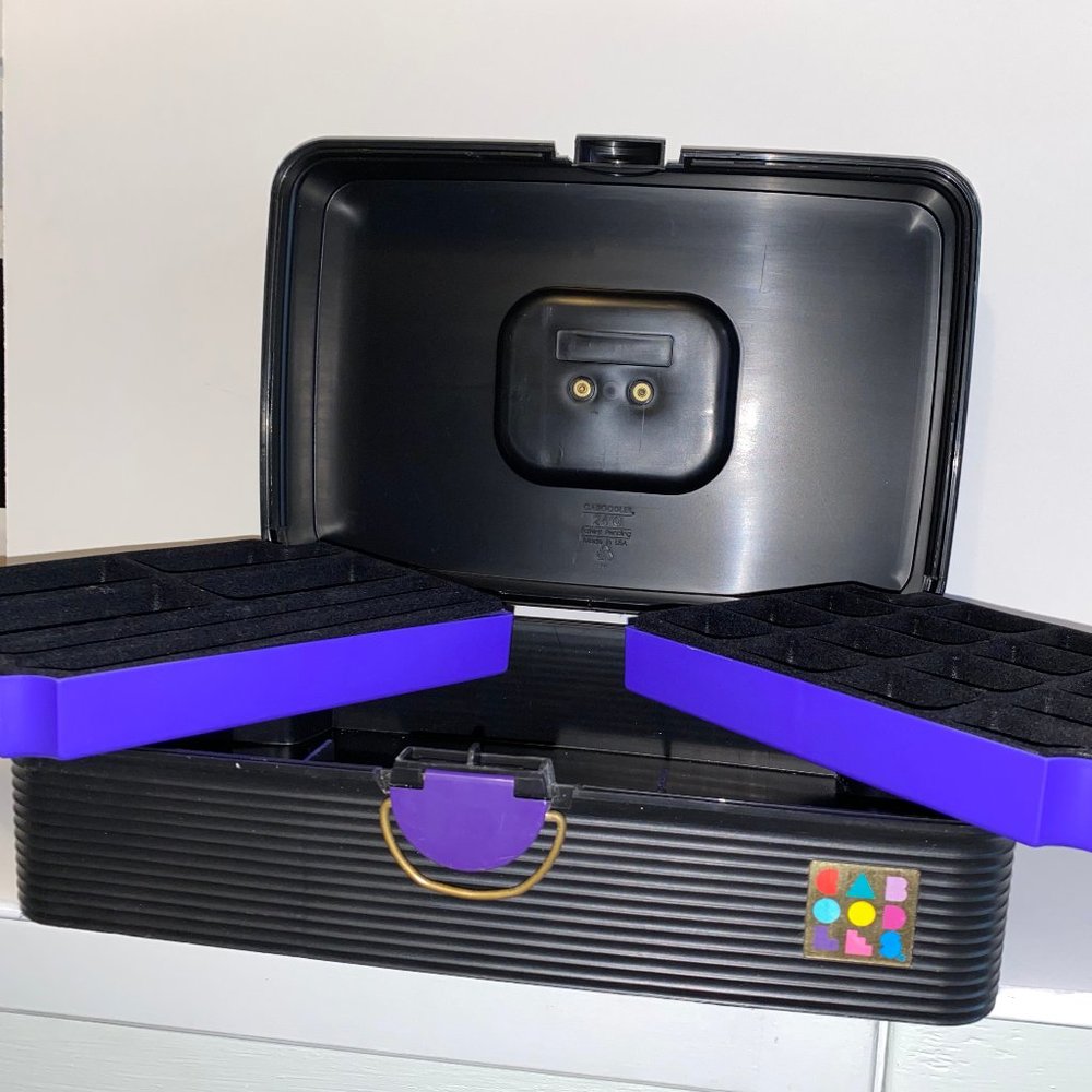Caboodles Travel Storage Case In Black And Purple - Gem